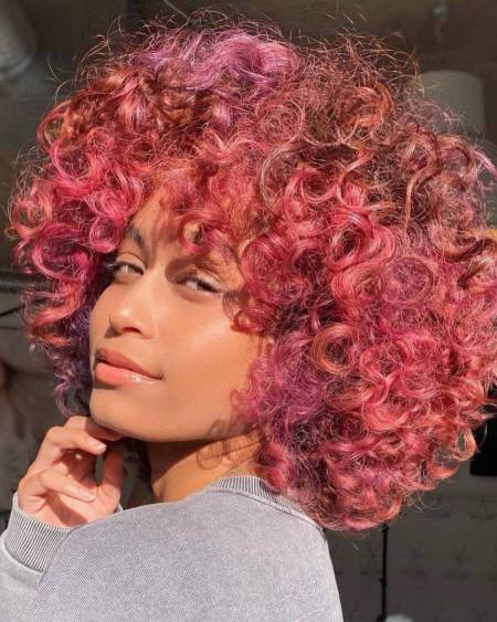 15 Pink Curly Hair Styles to Flaunt This Season