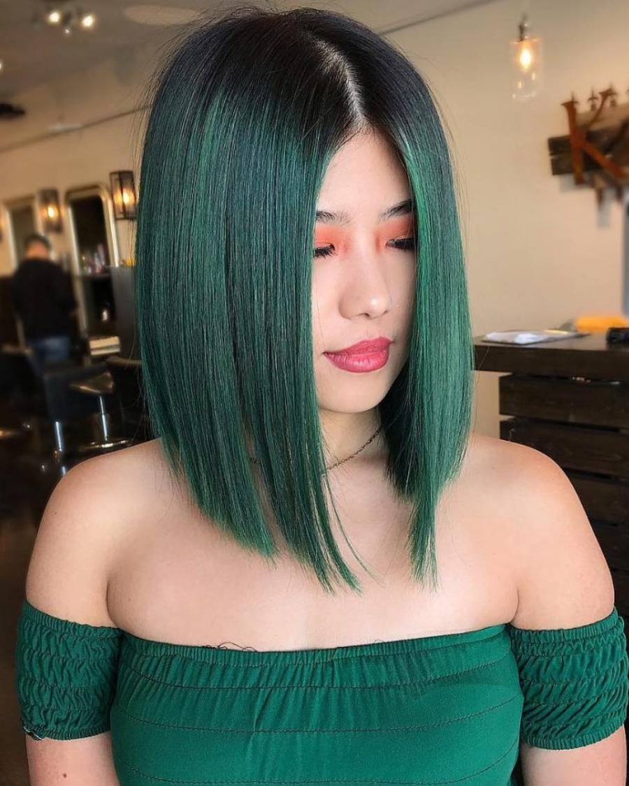 24 Dark Green Hair Trends To Try Out Now
