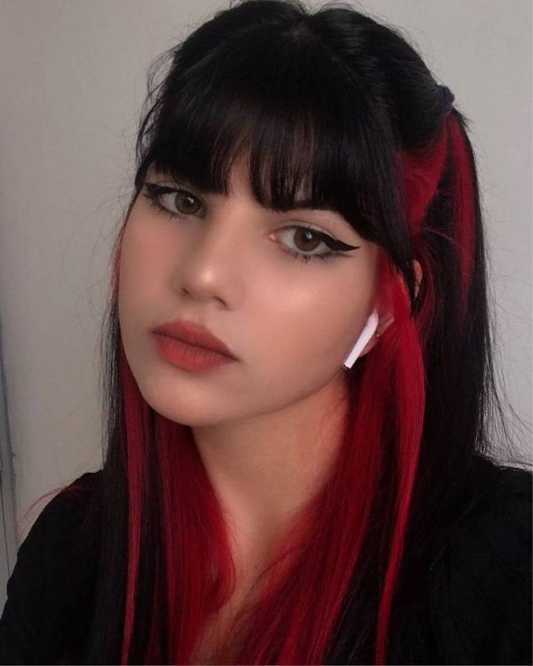 22 Must-Try Red Highlight Ideas for Black Hair