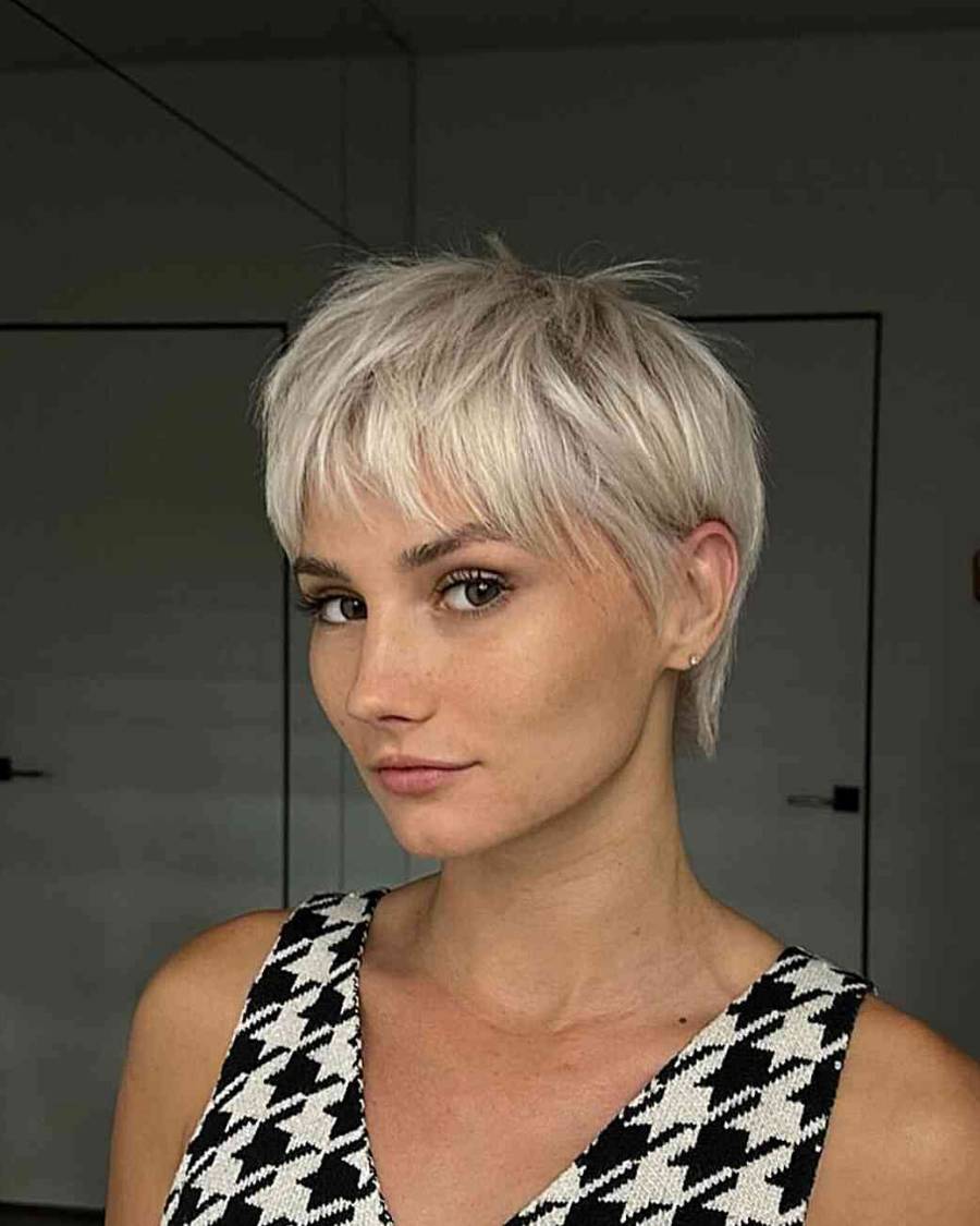 28 Stunning Light Blonde Hair Ideas for a Fresh Glow